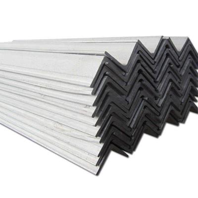 Cina Q235 Ss400 A36 Acciaio galvanizzato angoli laminato a caldo/freddo spessore 3-20 mm lunghezza su misura in vendita