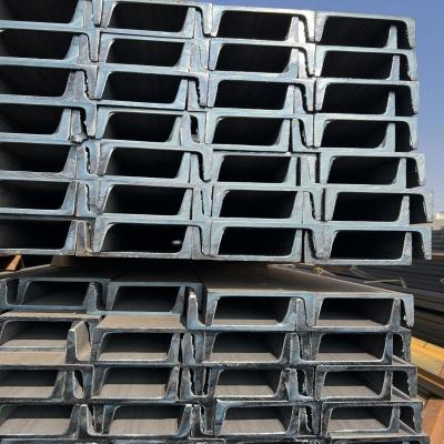 China Gegalvaniseerd koolstofmateriaal U-vorm warmgewalst C-kanaalstaal met een breedte van 40-550 mm Te koop