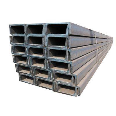 China Gegalvaniseerd koolstofmateriaal U-vorm warmgewalst C-kanaalstaal met een breedte van 40-550 mm Te koop