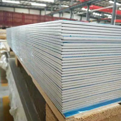 Cina Profili in alluminio di lunghezza personalizzata 7075 7A04 7A09 7A52 7A05 con spessore 0,2 mm in vendita