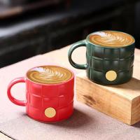 China Custom Logo 3D Embossed Ceramic Coffee Mugs 430ml Vintage Copper Design for sale