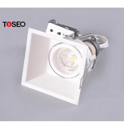 Cina Il nero GU5.3 ha messo la tazza profonda Downlights anabbagliante 35W Front Replace Bulb in vendita