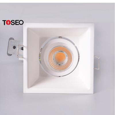 Cina Il nero GU5.3 ha messo la tazza profonda Downlights anabbagliante 35W Front Replace Bulb in vendita