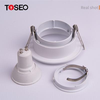 中国 ライトの下の黒く調節可能なLEDのあたりのアパートによって引込められる穂軸Downlight GU5.3 販売のため