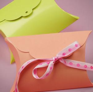 China pillow paper box for sale