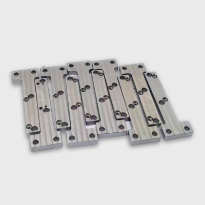 Cina Macchine Cnc personalizzate Parti metalliche alluminio trasformato fresatura motociclo auto in vendita