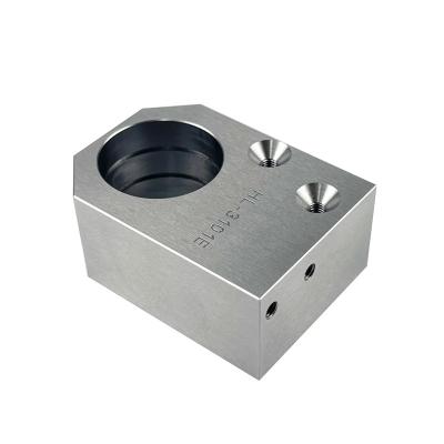 China Corrosion Resistant Stainless Steel Nuts and Bolts with High Precision Custom CNC Machined Parts for sale