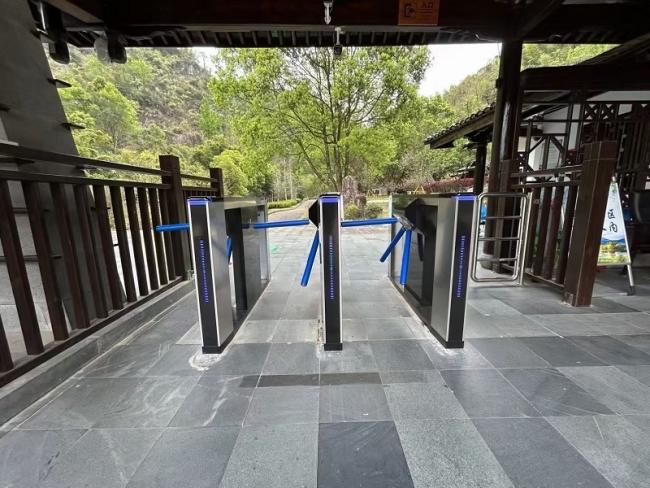 KMS-G6507 Tripod Turnstile installation and application examples