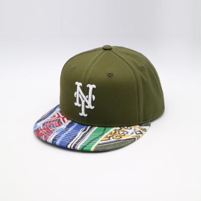 China Lightweight Unisex Flat Brim Back Closed Snapback Hats For Men Women for sale