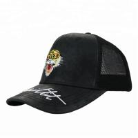 China Custom PU Leather Trucker Cap Waterproof 6 Panel Baseball Hat Size 58-60cm Unisex for sale