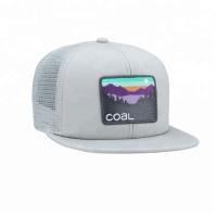 China Custom Embroidered Flat Bill Snapback Hats - Nylon Mesh Trucker Caps 48-60cm with Custom Logo Options for sale