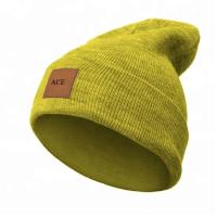 China Comfortable Plain Knit Beanie Hats With Leather Patch Customized Size / Color for sale
