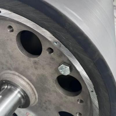 China Light Weight Carbon Fiber Slitter Nip Roller with 60-80 Shore A Hardness for High Speed Plastic Film Slitting Up to 2000m/min for sale