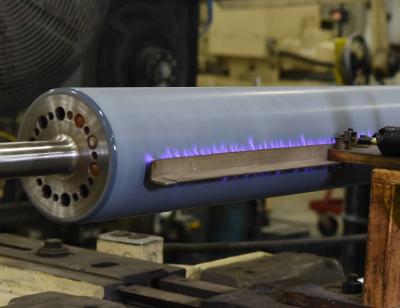 China Imported Silicone Corona Treater Roller with 70-75 Shore A Hardness and 4mm Thickness for Ozone Resistance for sale