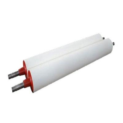 China Cast Polypropylene (CPP) Corona Treatment Roller with 1.5mm Discharge Gap and 70-80 Shore A Thickness for Improved Film Adhesion for sale