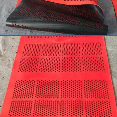 China 1.25m Width Red Soft/Black Hard Sections Self-Cleaning Rubber Panel for Vibrating Screens with 6-16mm Thickness for sale