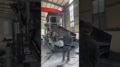 #machine #screen #miningequipment #automobile #miningmachine #mineralindustry #coalmining #factory