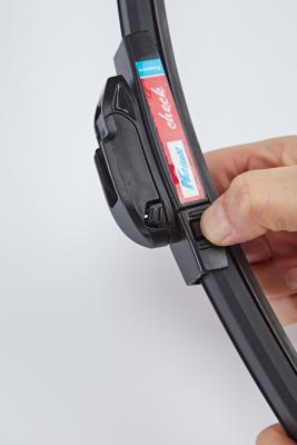 China Durable Hybrid Wiper Blades Long-Lasting For Optimal Driving Experience for sale