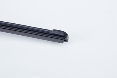China Silent Noise Reduction Auto Multifunctional Wiper with 14 Inches Size Fast Wiping Speed for sale