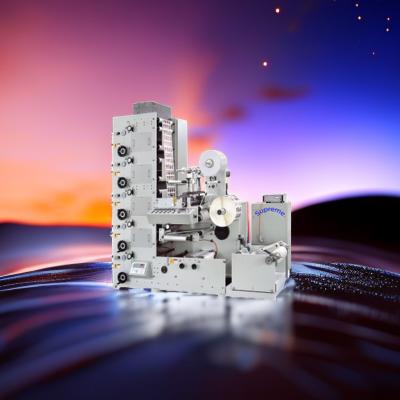 Китай Высокопроизводительная фокусная гибкая печатная машина для маркировки этикеток магнитный тормоз печатная бумага и высококачественные клейкие этикетки продается