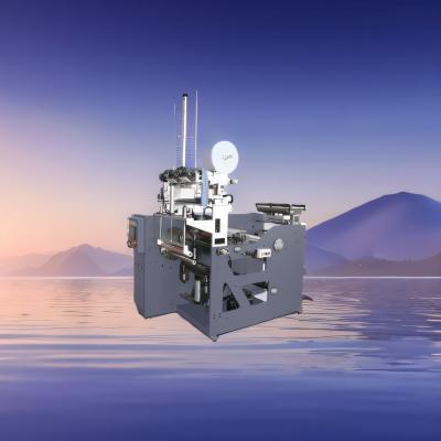 China Máquina automática de reviravolta de torreta sem parar, sem cola, de 1,5 polegadas e 38 mm, para reviravolta de eixos de ar, carregamento automático do núcleo / sistema de ejeção automática. à venda