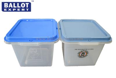 Cina 55L impermeabilizzano la scatola di stoccaggio di plastica dei pp per l'OEM della raccolta dei vestiti in vendita