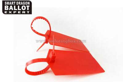 Cina Chiuda il colore a chiave su misura 98.8*47.7mm di plastica di dimensioni di guarnizioni di sicurezza del contrassegno in vendita
