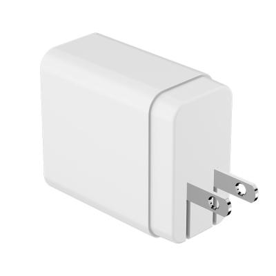 Cina USB un adattatore a prova di fuoco del PC di GaN Fast Charger Folding Pins dell'iPhone 14 15V compatibile in vendita