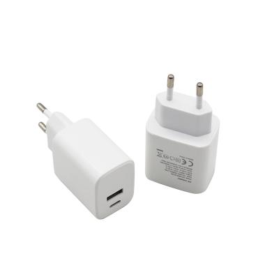 China Dos carregadores rápidos da parede do AFC 1.5A 12V ERP branco de pouco peso do PC 18W da UE à venda