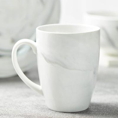 China Moderne witte porseleinen eetgerei set marmeren patroon plaat kom mok Te koop