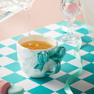China Ready To Ship In Stock Modern Style Ceramic Anniversary Gift On Valentine'S Day For Gift for sale