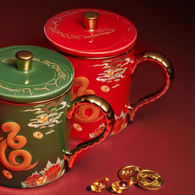 China Artistiek decal schilderen Keramische koffiebeker in cadeaubon Te koop