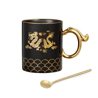 Cina Pronta per la spedizione in magazzino Tazza di caffè in ceramica dipinta a mano in stile scatola regalo per regalo di compleanno Decorazione domestica in vendita