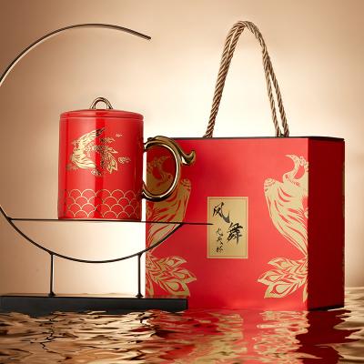 Cina Pronta per la spedizione in magazzino Tazza di caffè in ceramica dipinta a mano in stile scatola regalo per regalo di compleanno Decorazione domestica in vendita