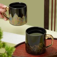 China Exquisite Hand Painted Gold Handle Mug for sale