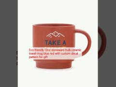 Eco friendly 12oz stoneware bulk ceramic travel mug blue red with custom decal pattern for gift
