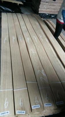 China Quartered Heavy Flake White Oak Veneer for sale