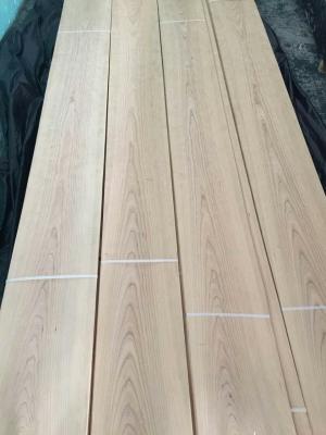 China Well-Sliced American Cherry Natural Wood Veneer for Furniture Door Panel Woodworking from www.shunfang-veneer-com.ecer.com for sale