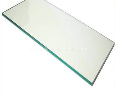China Kurven Sie überzogenes 10mm klares Floatglas-niedriges Eisen für Couchtisch/Restaurant zu verkaufen