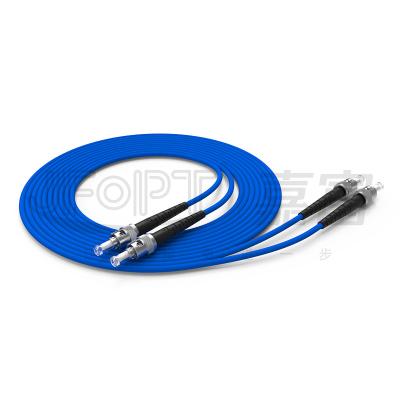 Chine mode unitaire optique blindé 3.0mm d'intérieur de PVC LSZH du schéma 8 de noyaux du câble 2 de fibre de 2.0mm à plusieurs modes de fonctionnement à vendre