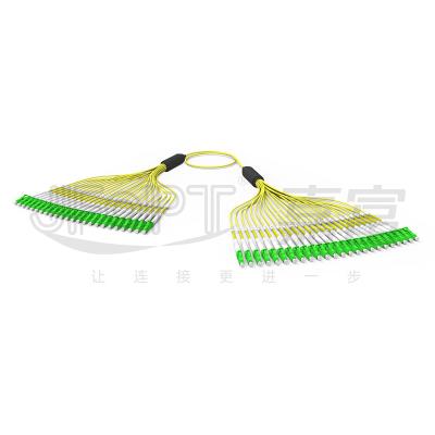 Cina 3.0mm pre hanno terminato il ramo esterno giallo della guaina LC/APC dei centri G657A1 del cavo a fibre ottiche 24 in vendita