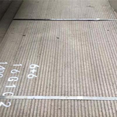 Cina EH360 EH400 EH500 EH550 Wear Plate Bimetallic Hardfacing Chromium Carbide Overlay cco Plate in vendita