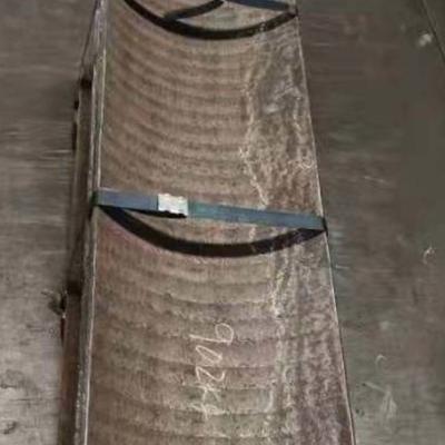 Cina Piastra di rivestimento in carburo di cromo resistente all'usura Piastra di acciaio saldata Piastra di rivestimento in vendita