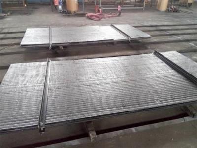 China Chroomcarbide legering Hardfacing Composite slijtage plaat maat Te koop