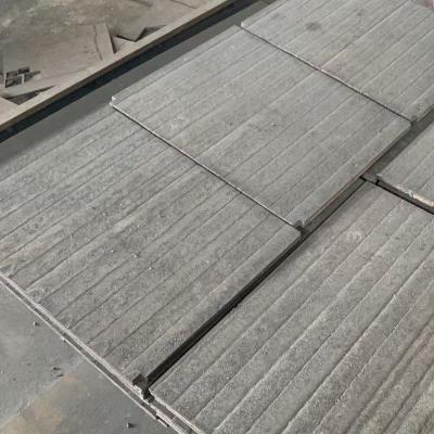 Cina Q345 Base Metal Chrome Carbide Cladding Wear Mild Alloy Steel Plate Chrome Carbide Wear Plate in vendita