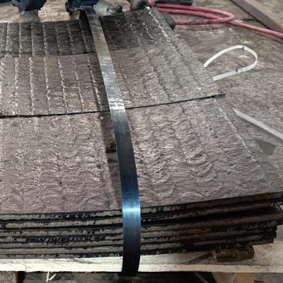 Cina EH360 EH400 EH500 EH550 Wear Steel Plate Bimetallic Hardfacing CCO Chrome Carbide Wear Plate in vendita
