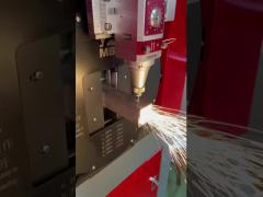 Cortador de tubos de fibra láser de refrigeración por agua longitud de cola de 45 mm para la fabricación de tubos