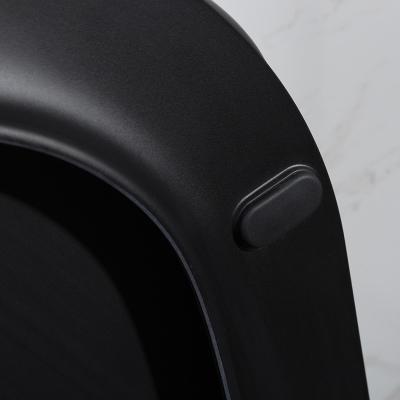 Cina L'un pezzo solo standard americano di basso profilo ha prolungato la toilette 1.6Gpf nero alto in vendita