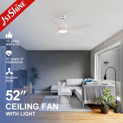 Cina Salotto 52 pollici grande flusso d'aria LED soffitto ventilatore ABS lame corpo lampada a LED in vendita