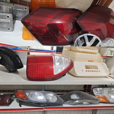 China Moldes de injecção de plástico para automóveis à venda